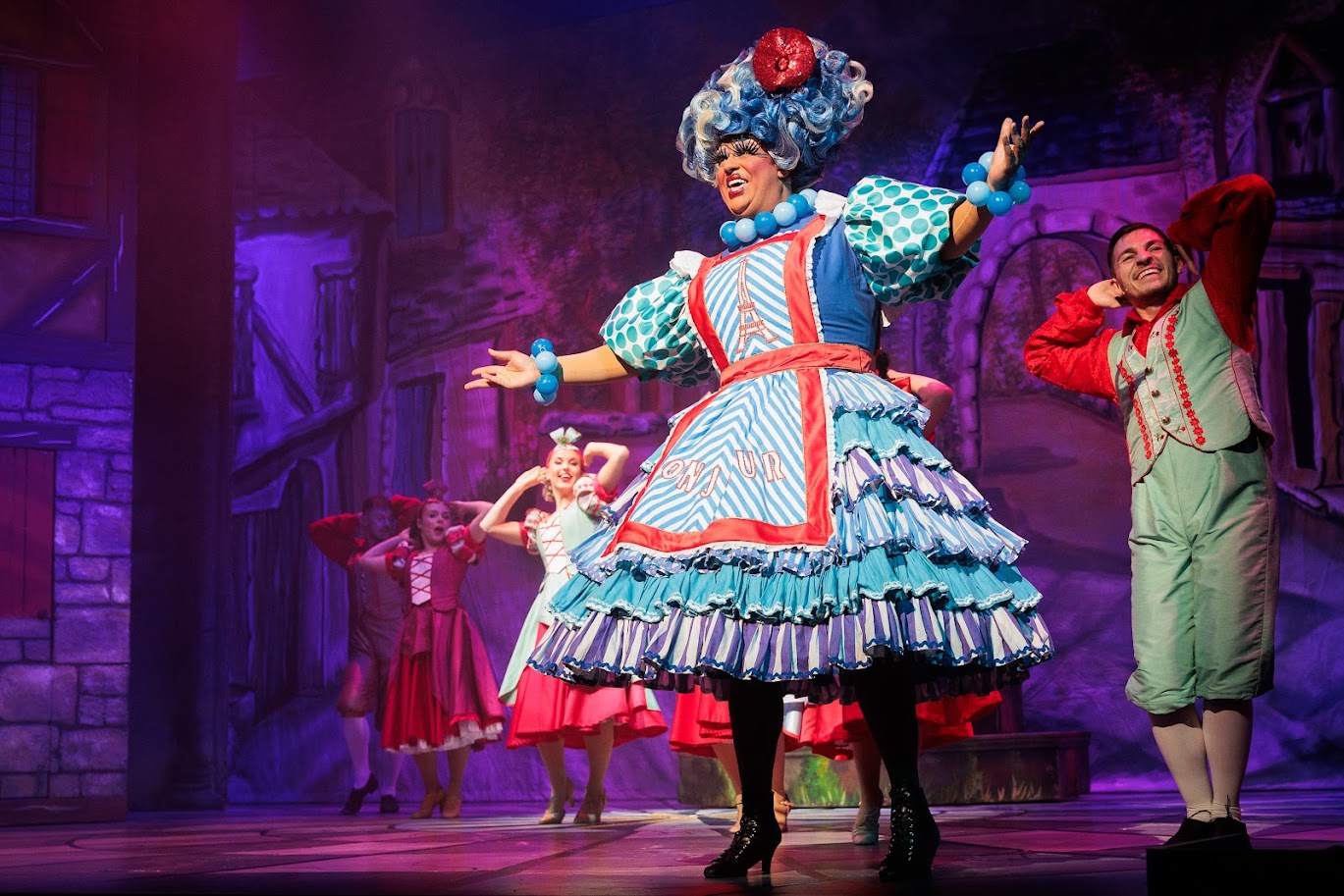 Beauty and the Beast, Grand Opera House York, December 2024 – Review Wizard